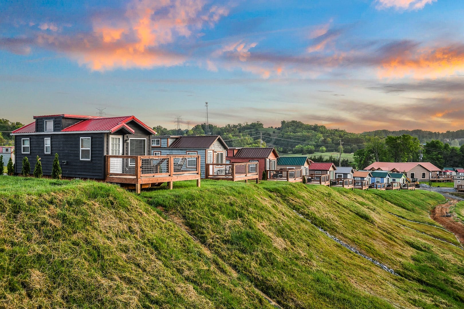Sojourn Lodging Merges Boutique Comfort and Privacy for Unique Tiny ...